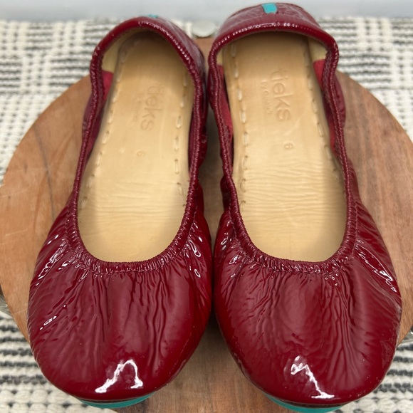 Tieks | Shoes | Tieks By Gavrieli Ruby Red Patent Ballet Flats Fold Up ...